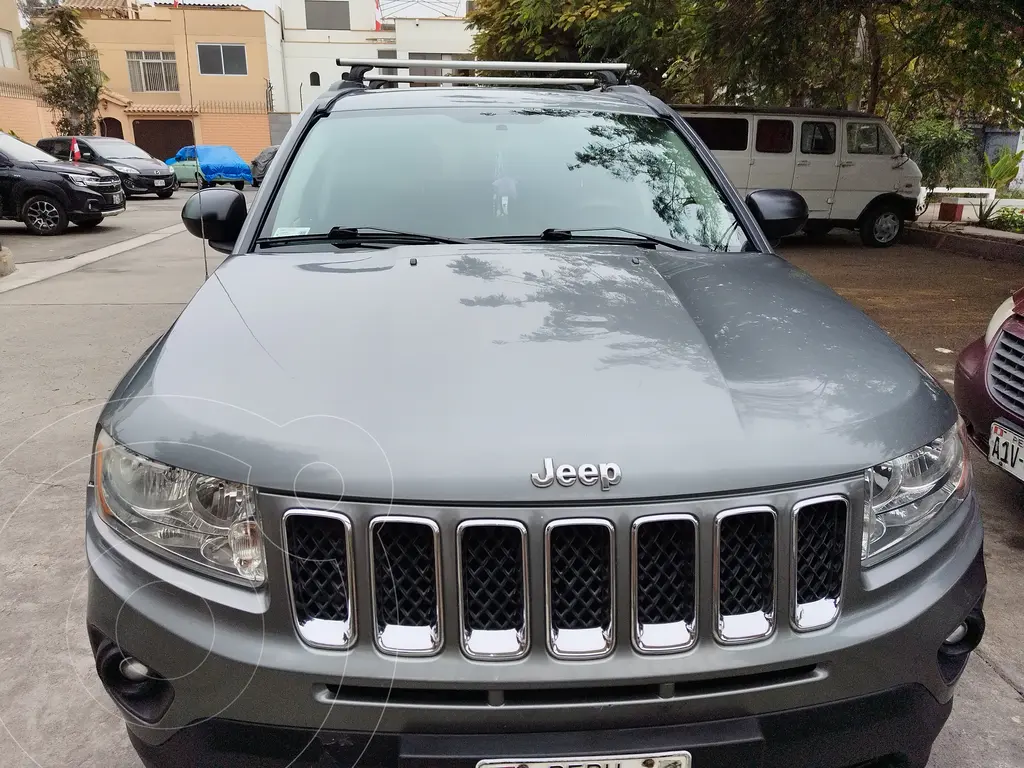Jeep Compass Limited Aut usado (2012) color Plata precio $12,000