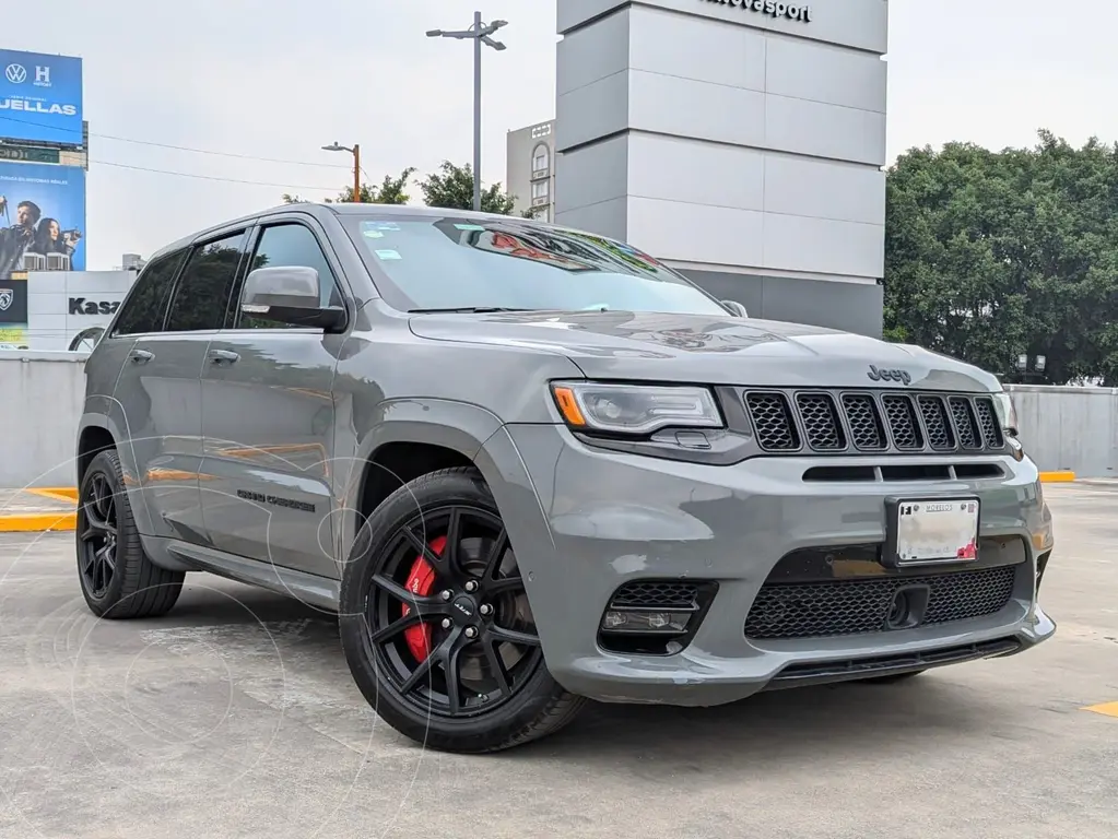 Jeep Grand Cherokee SRT-8 usado (2019) color Gris precio $980,000