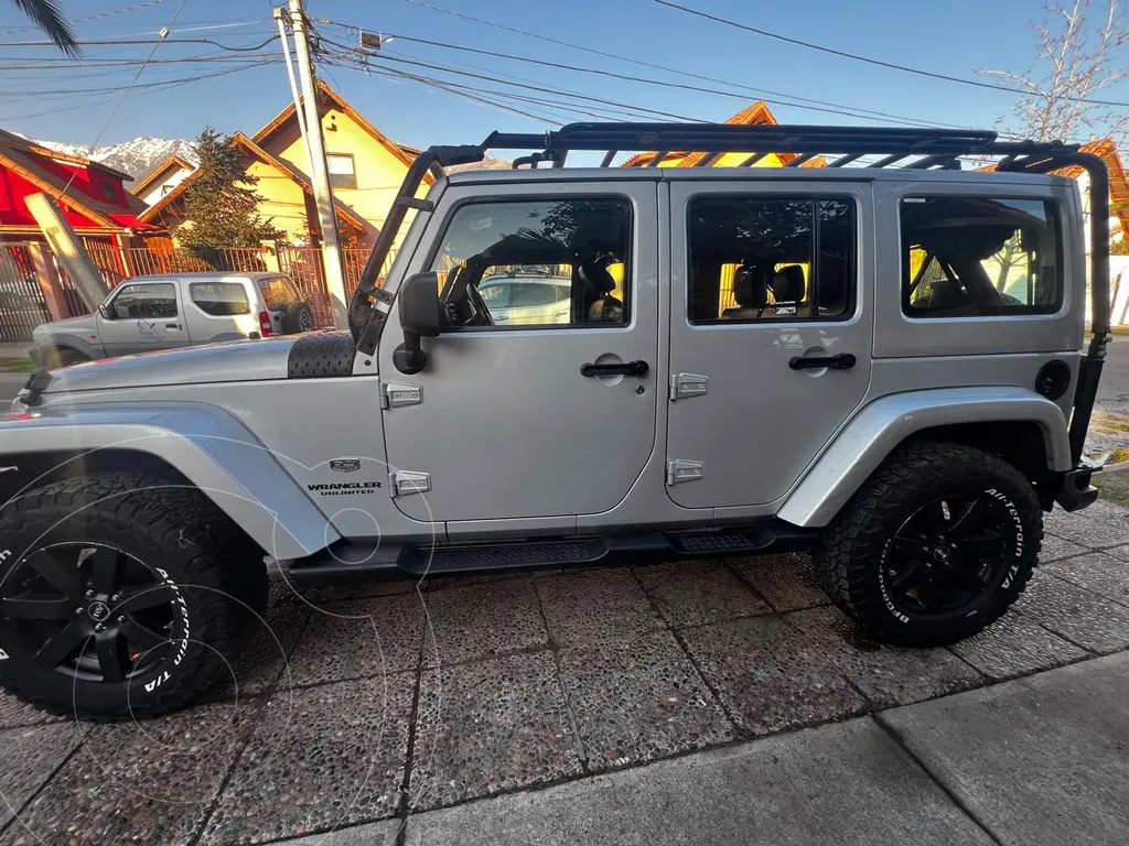 Jeep Wrangler 3.6L Unlimited Sport 4P usado (2012) color Gris precio ...