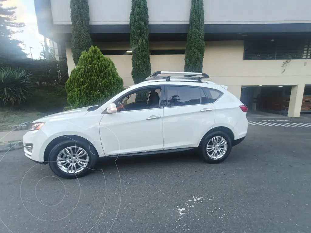 JMC Landwind X5 4X2 Deluxe usado (2018) color Blanco precio $43.000.000