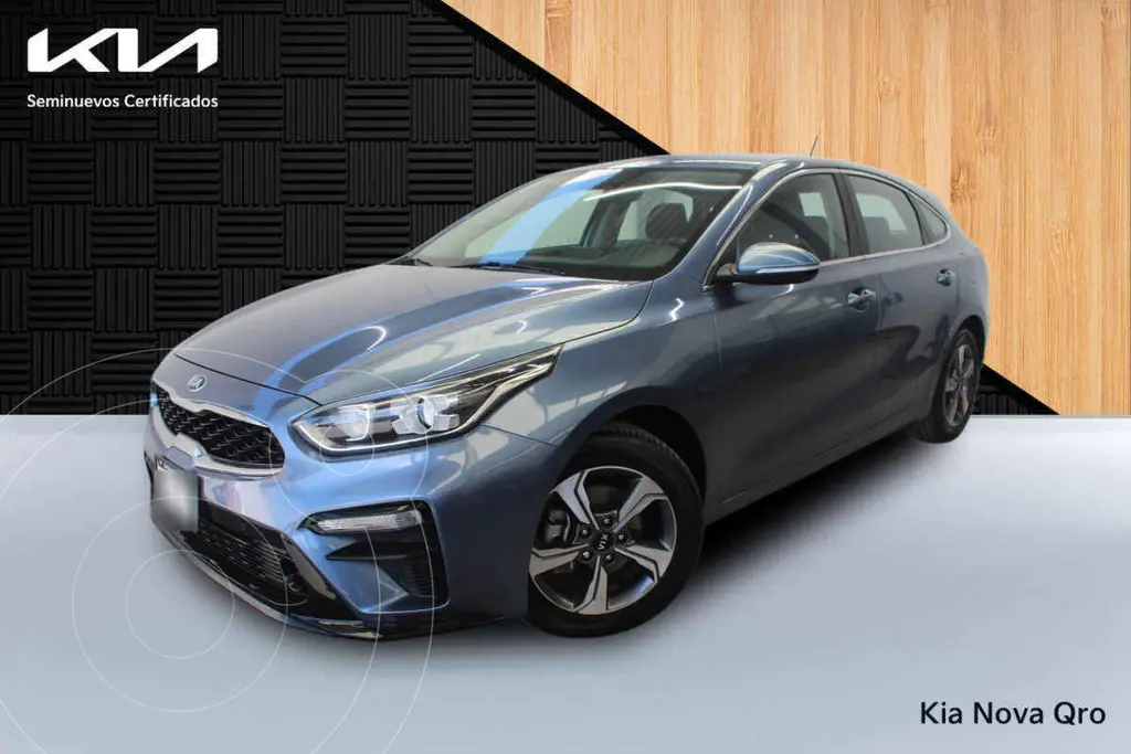Kia Forte Hatchback HB EX usado (2020) color Azul precio $309,000