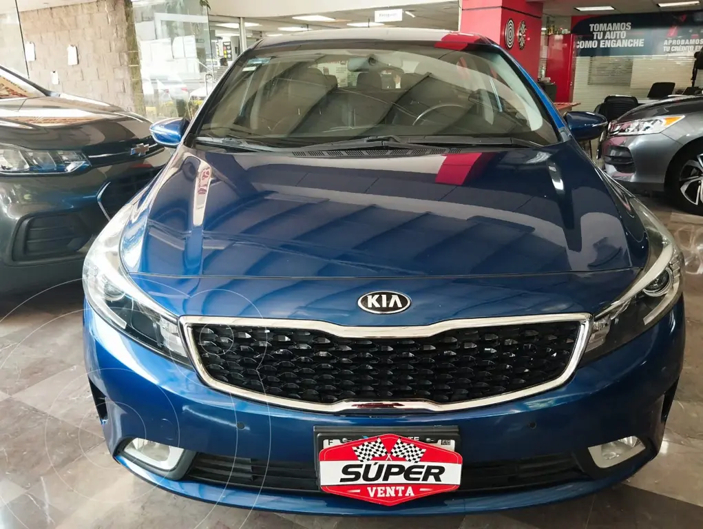 Kia Forte Hatchback HB SX usado (2018) color Azul precio $299,000