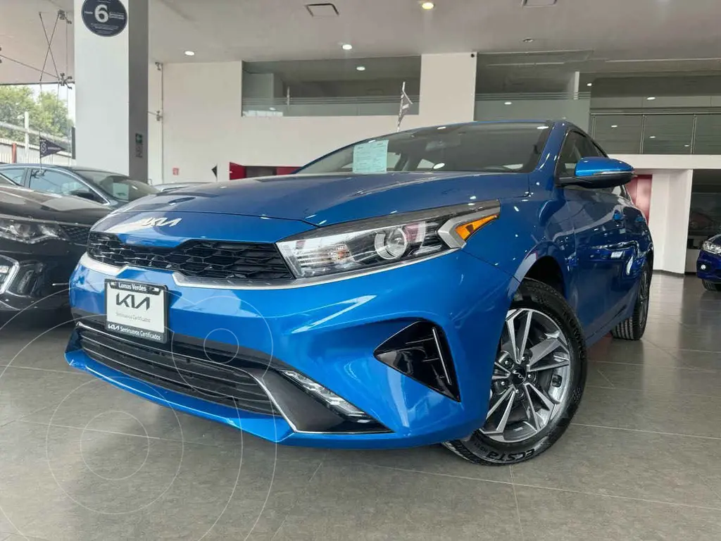 Kia Forte Sedan 2.0L EX Aut usado (2023) color Azul precio $400,000