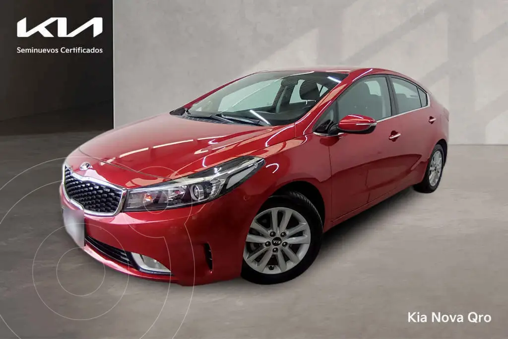 Kia Forte Sedan EX usado (2018) color Rojo precio $250,000