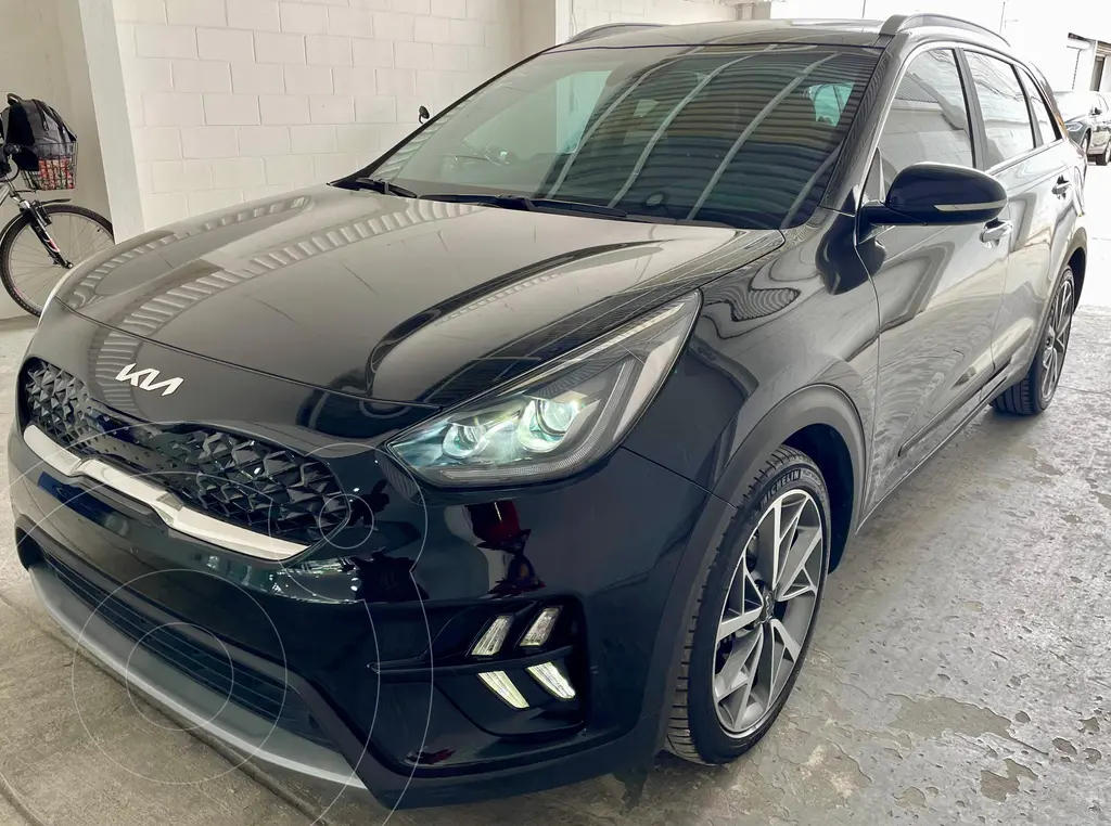 Kia Niro HEV EX usado (2022) color Negro Perla precio $569,999