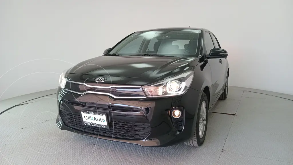 Kia Rio Hatchback EX Pack Aut usado (2018) color Negro precio $241,000