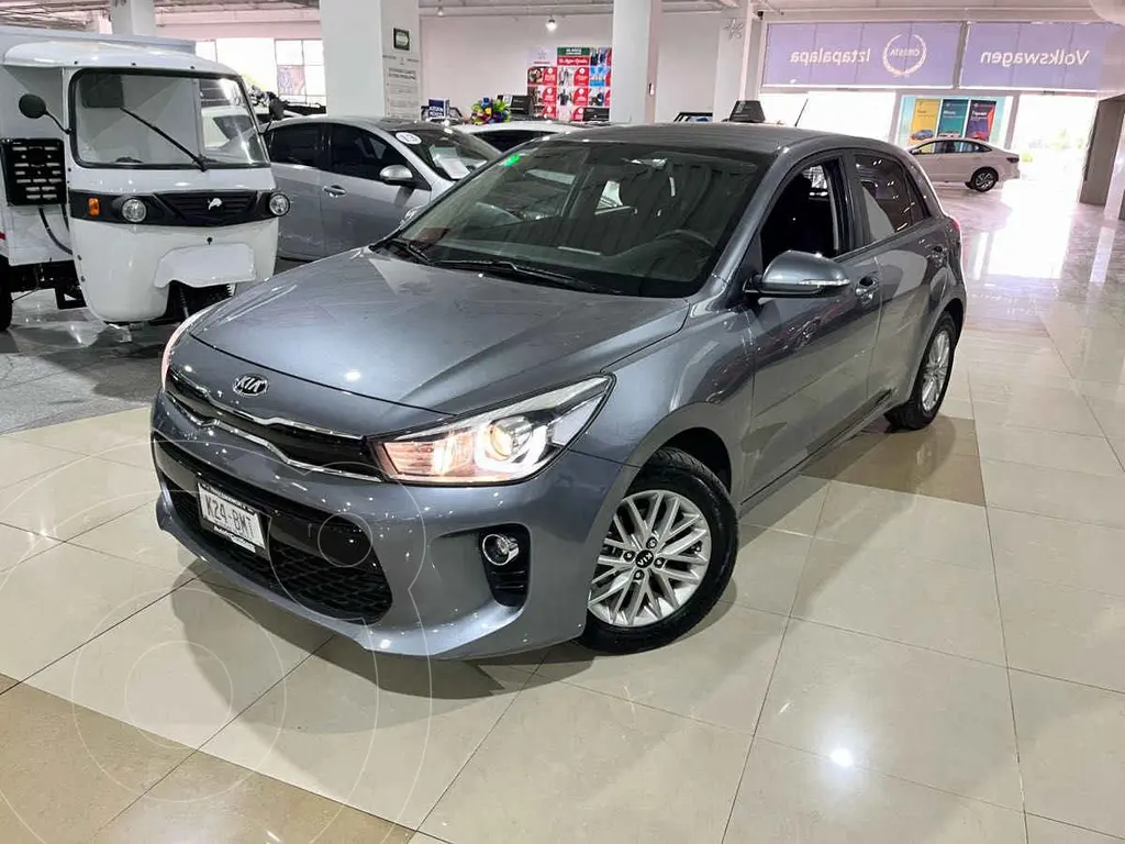 Kia Rio Hatchback EX Aut financiado en mensualidades enganche $62,750 mensualidades desde $3,702