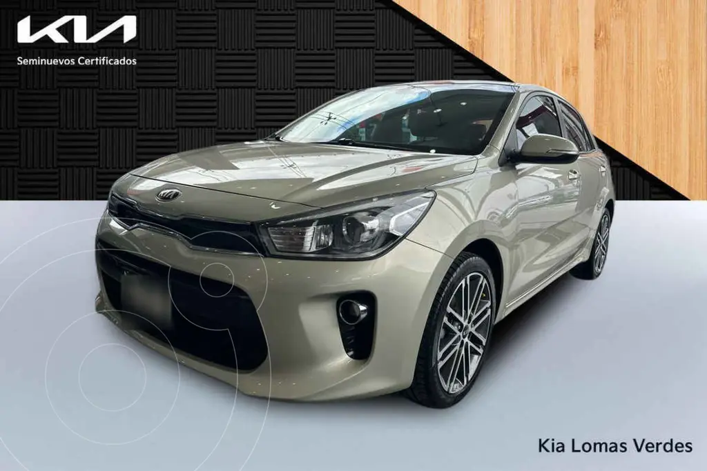 Kia Rio Hatchback EX Pack Aut usado (2018) color Beige precio $295,000