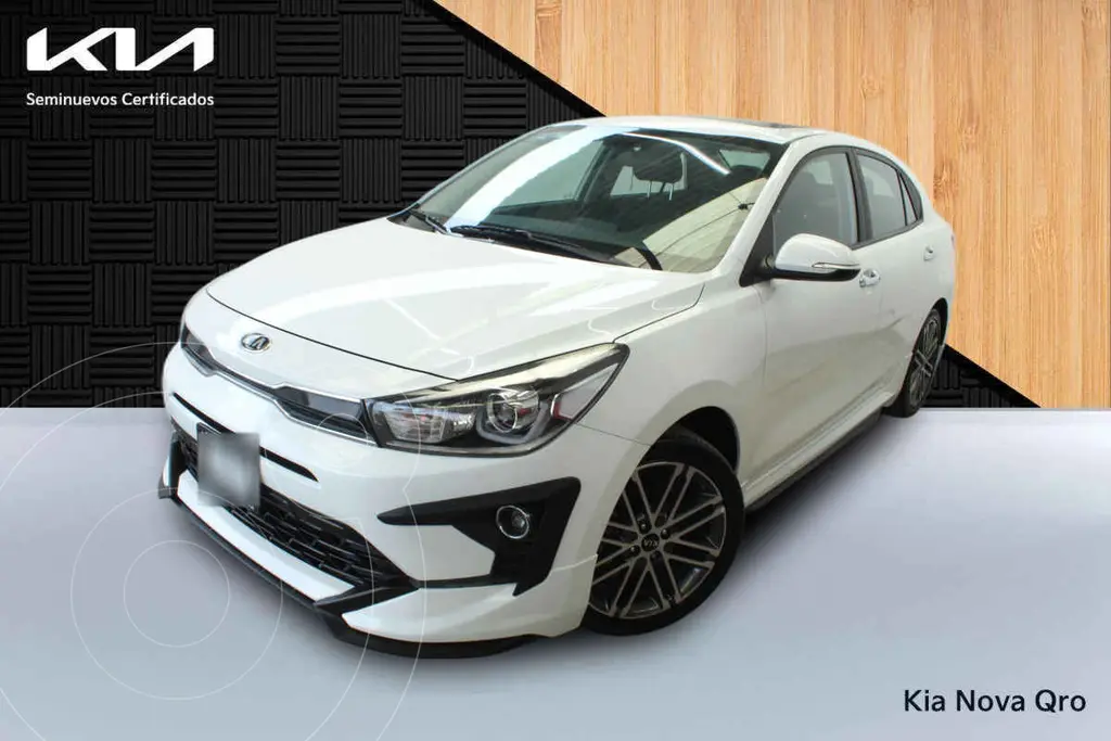 Kia Rio Sedan S Pack usado (2021) color Blanco precio $329,000