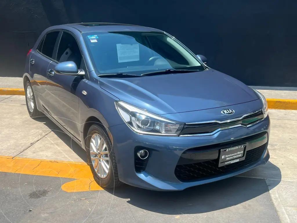 Kia Rio Sedan EX usado (2020) color Azul precio $285,000