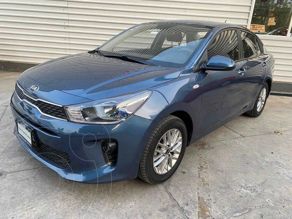 Kia Rio Sedan LX Aut usado (2020) color Azul precio $269,000