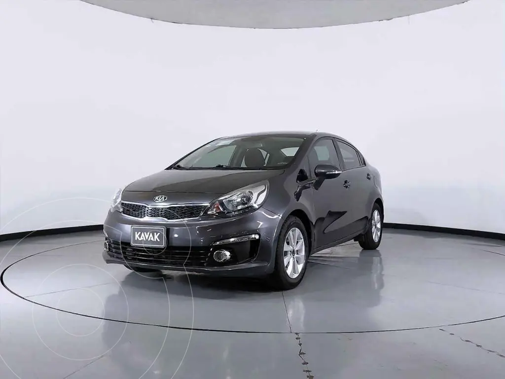 Kia Rio Sedan EX usado (2017) color Negro precio $206,999