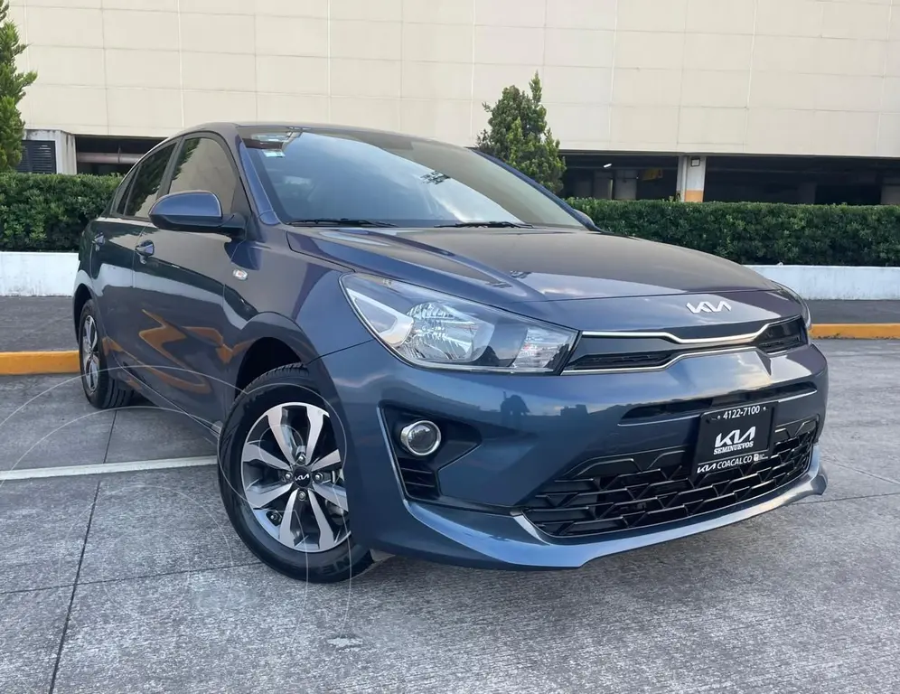 Kia Rio Sedan LX usado (2022) color Azul precio $289,800
