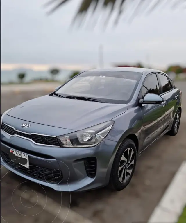KIA Rio 1.4L LX Full usado (2020) color Gris precio u$s11,700