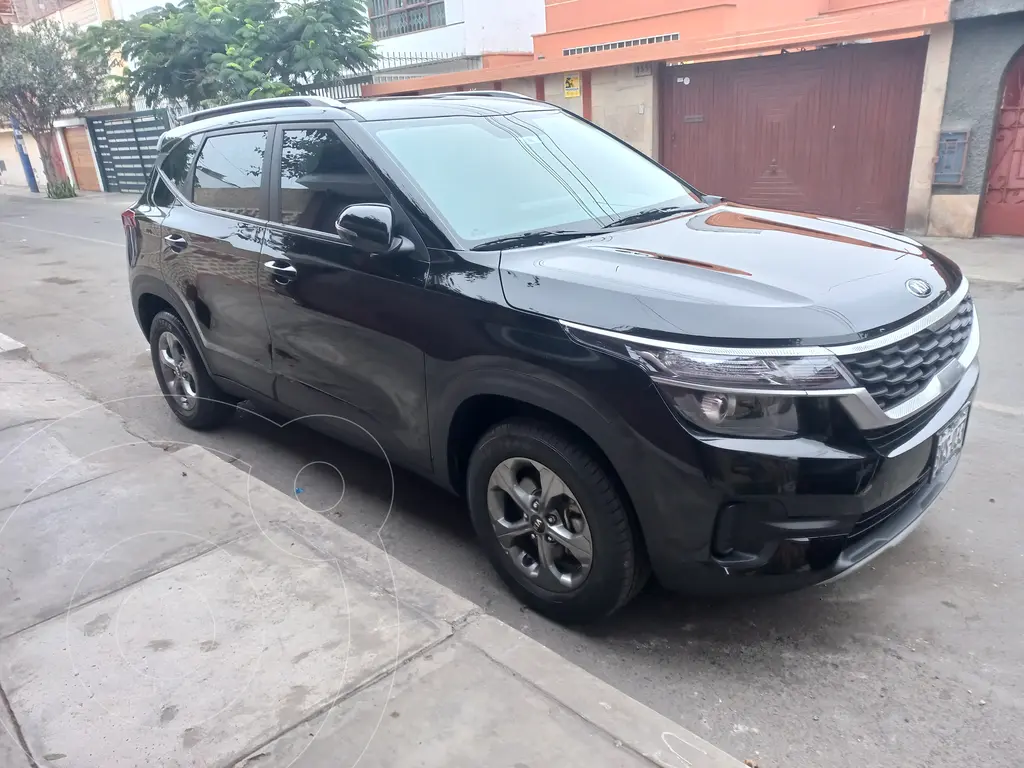 KIA Seltos LX One usado (2021) color Negro precio u$s22,000