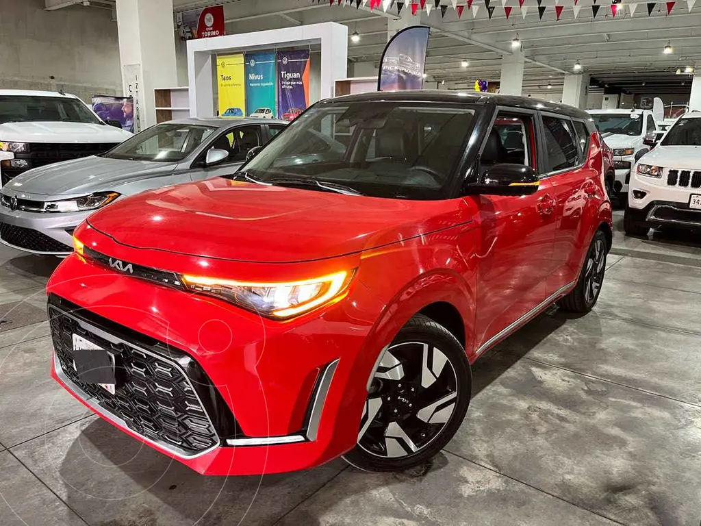 Kia Soul GT Line usado (2023) color Rojo precio $384,900