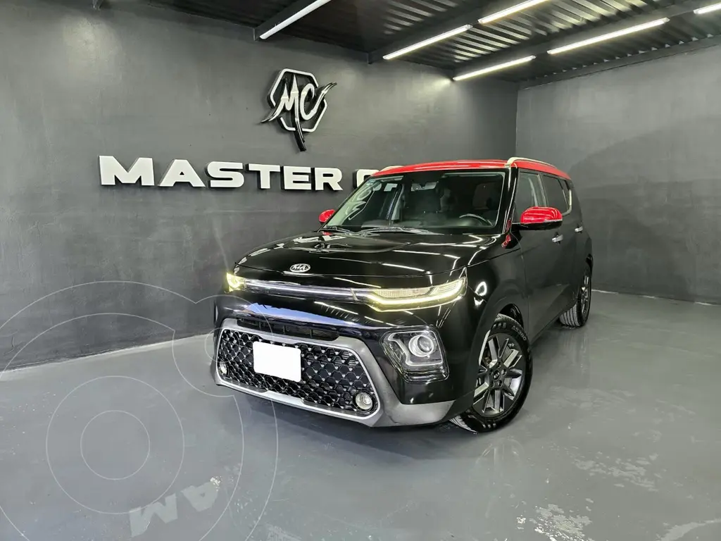 Kia Soul EX Aut usado (2020) color Negro precio $279,000