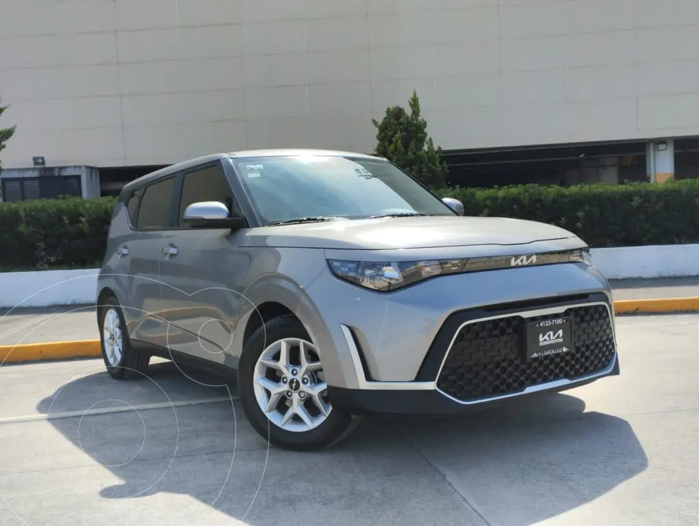 Kia Soul LX usado (2023) color Gris precio $349,800