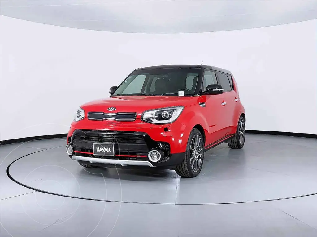 Kia Soul SX Aut usado (2017) color Negro precio $306,999