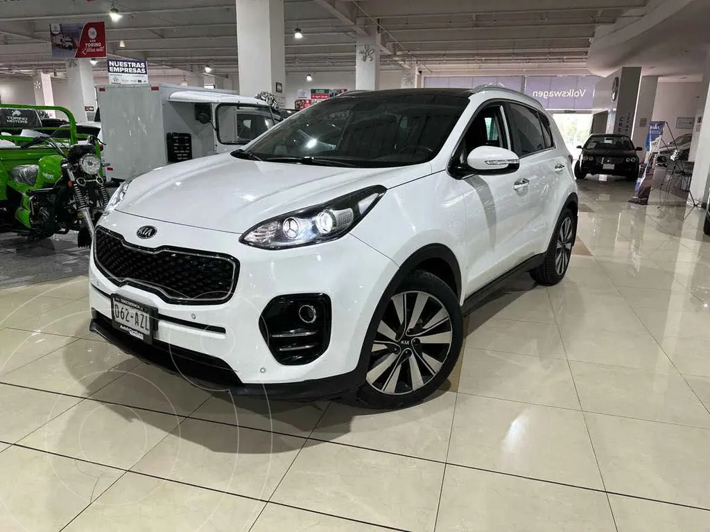 Kia Sportage EX Pack 2.0L Aut usado (2018) color Blanco precio $325,000