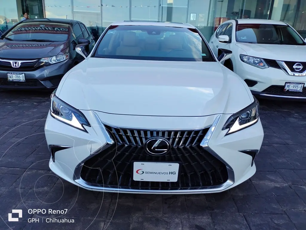 Lexus ES 250 usado (2022) color Blanco precio $780,000