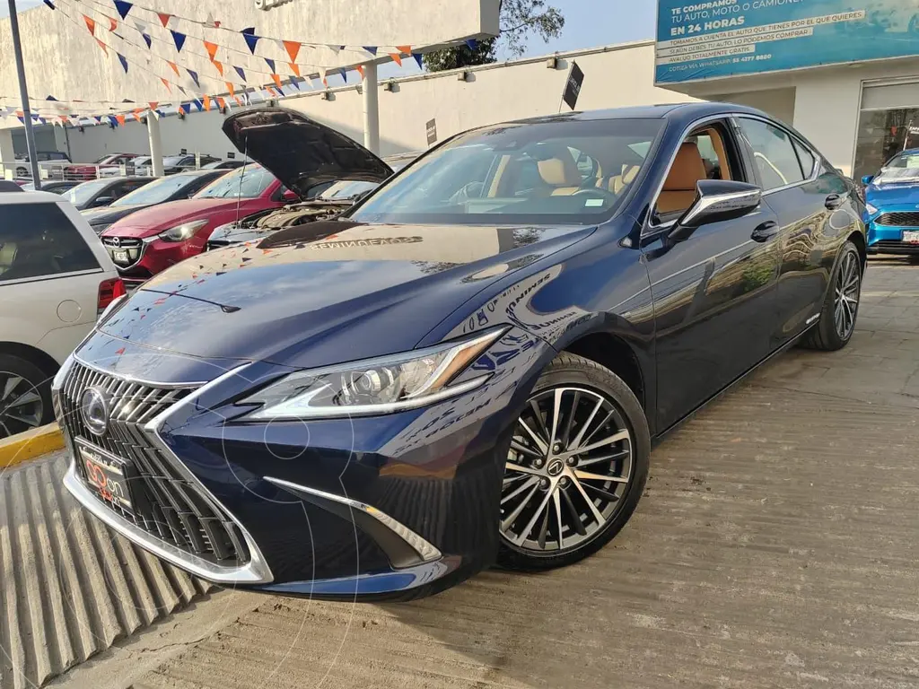 Lexus ES 350 usado (2022) color Azul precio $720,000
