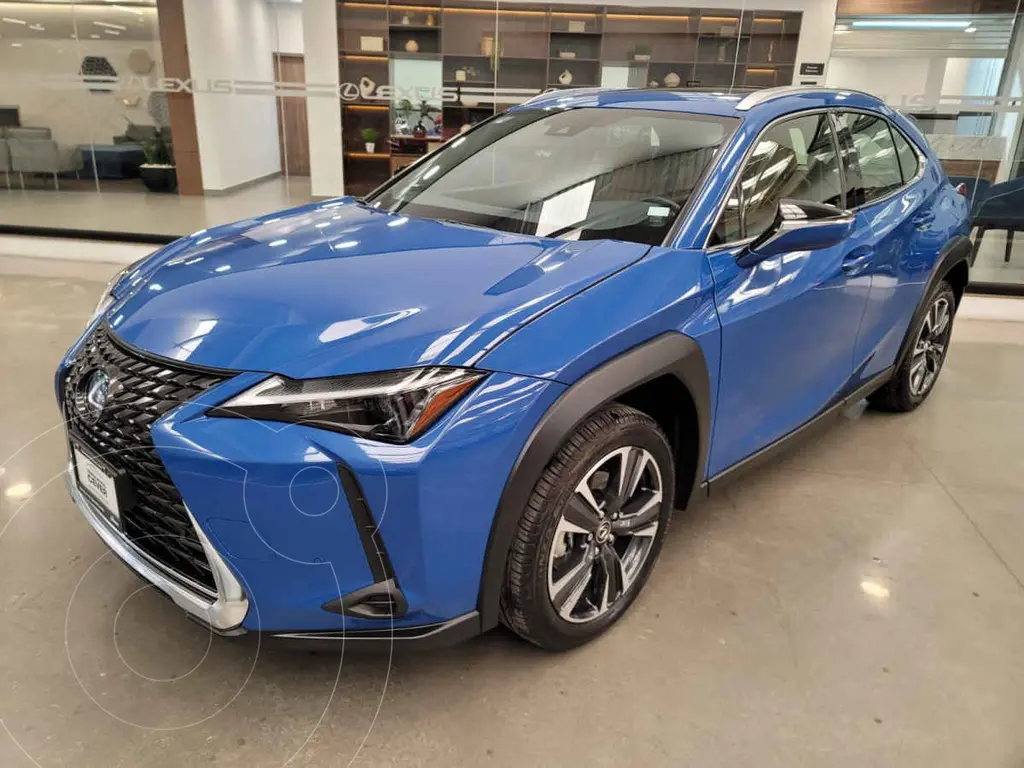 Lexus UX 250h usado (2024) color Azul precio $789,990