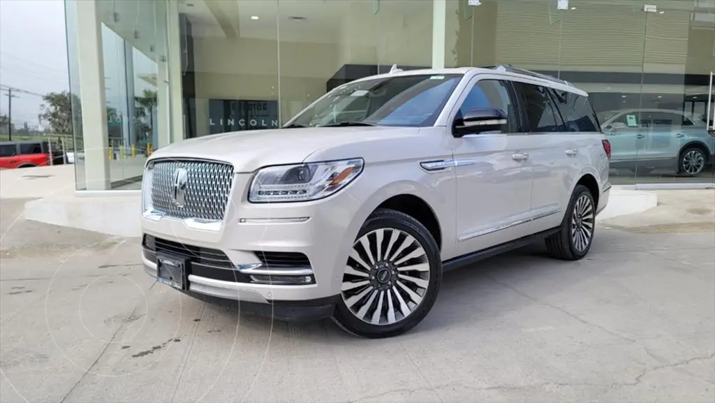 Lincoln Navigator Reserve Larga usado (2021) color Blanco precio $1,450,000