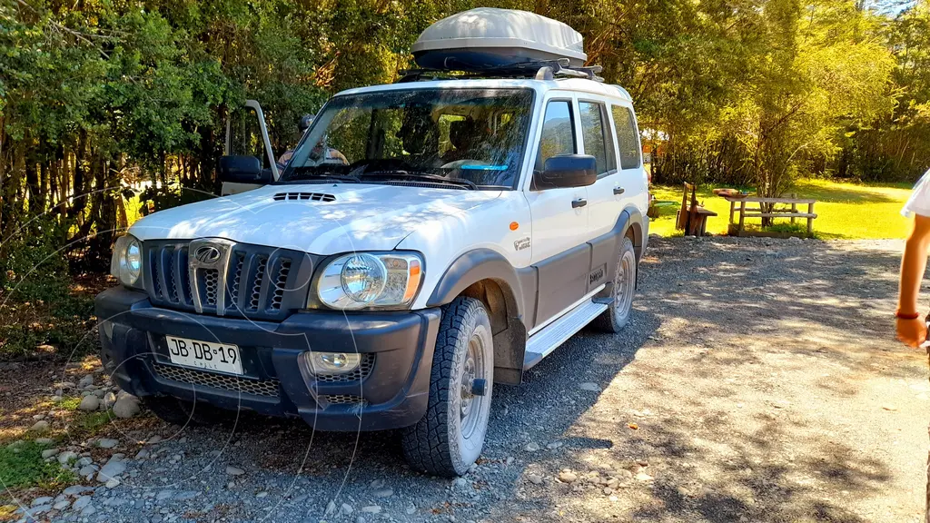 Mahindra Scorpio 2.2 4x4 usado (2017) color Blanco precio $8.000.000