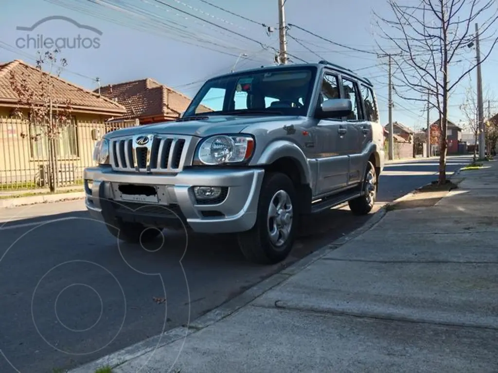 Mahindra Scorpio 2.2L 4x4 usado (2018) color Gris precio $11.150.000
