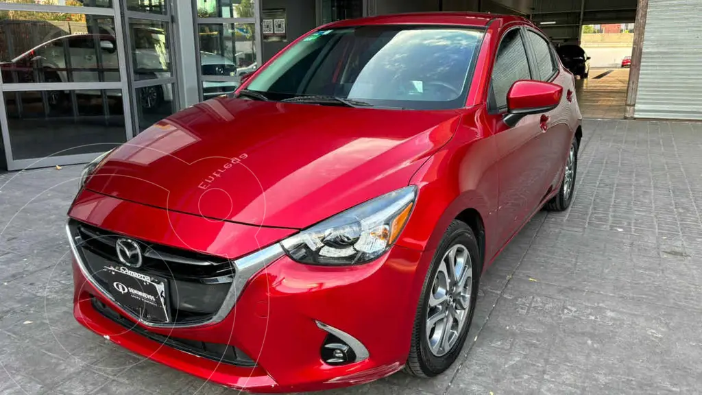 Mazda 2 i Grand Touring Aut usado (2019) color Rojo precio $275,000