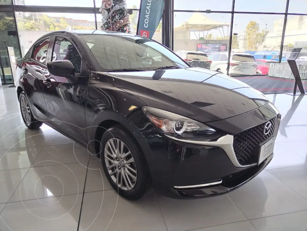 Mazda 2 i Grand Touring MHEV usado (2023) color Negro precio $299,000
