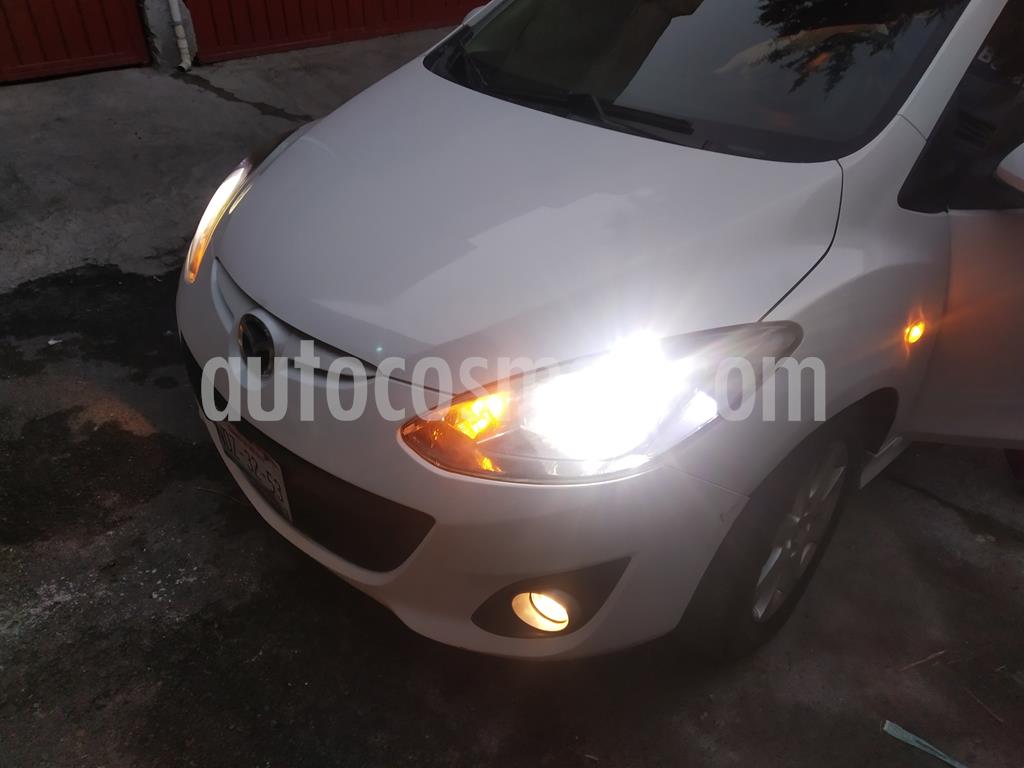 Mazda 2 Touring usado (2012) color Blanco precio $130,000