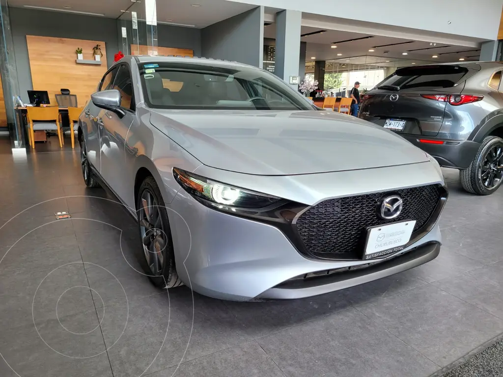 Mazda 3 Hatchback i Grand Touring Aut usado (2021) color Plata precio $389,000