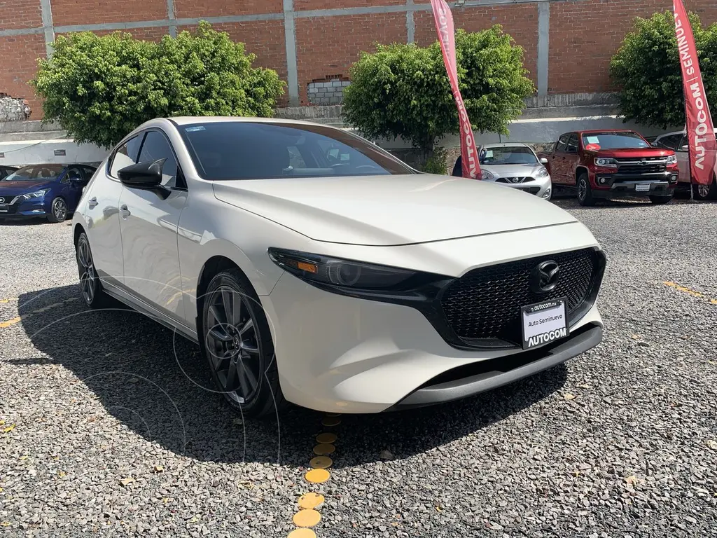 Mazda 3 Hatchback s Grand Touring usado (2021) color Blanco Perla ...