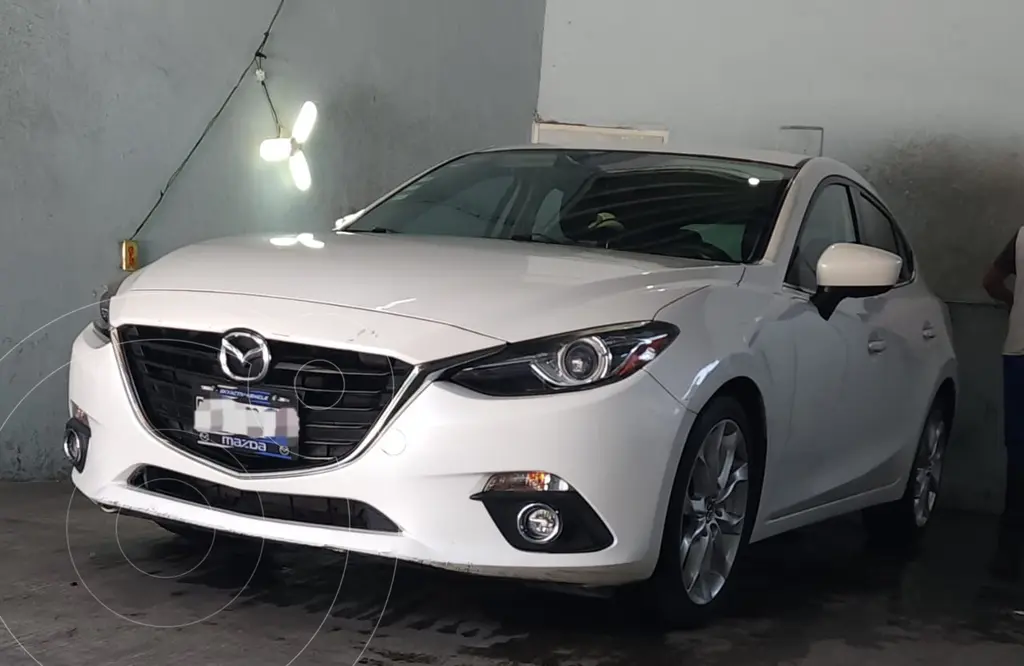 Mazda 3 Hatchback s Grand Touring Aut usado (2016) color Blanco Perla ...