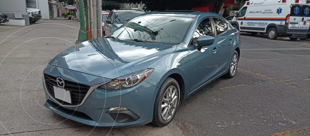 Mazda 3 Hatchback i Touring usado (2016) color Azul precio $262,000