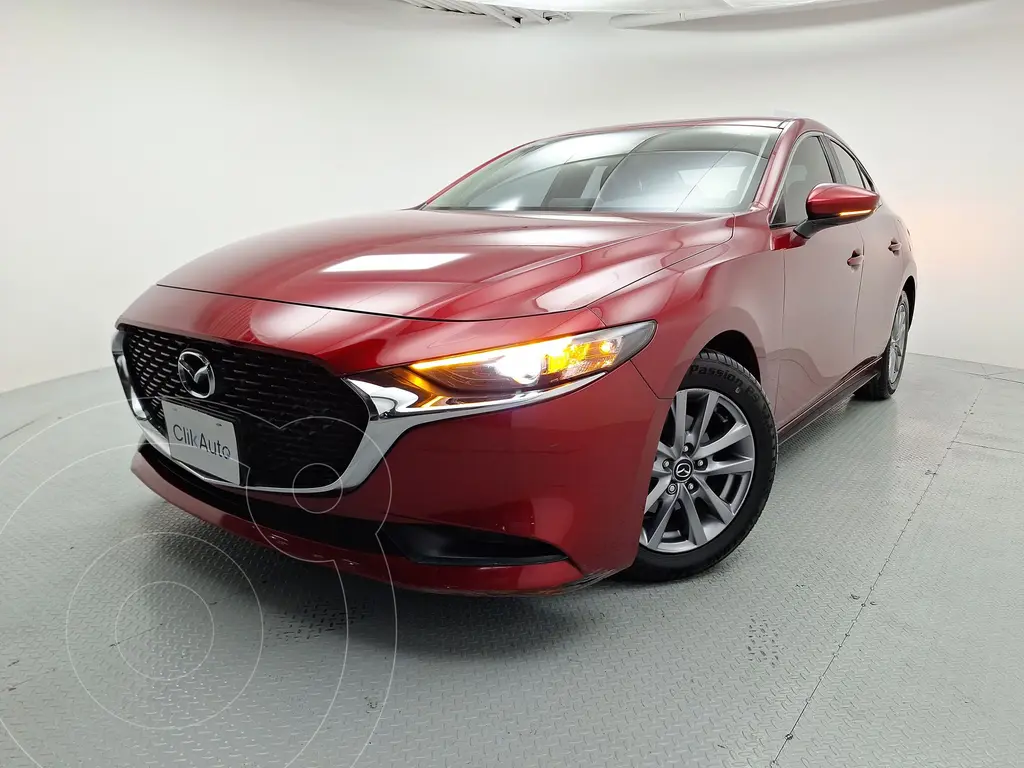 Mazda 3 Sedan i Aut usado (2020) color ROJO BRILLANTE precio $318,000
