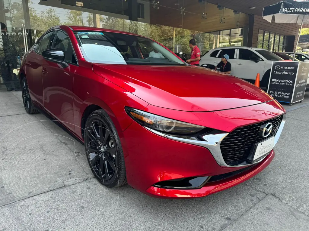 Mazda 3 Sedan Signature usado (2023) color Rojo precio $480,000