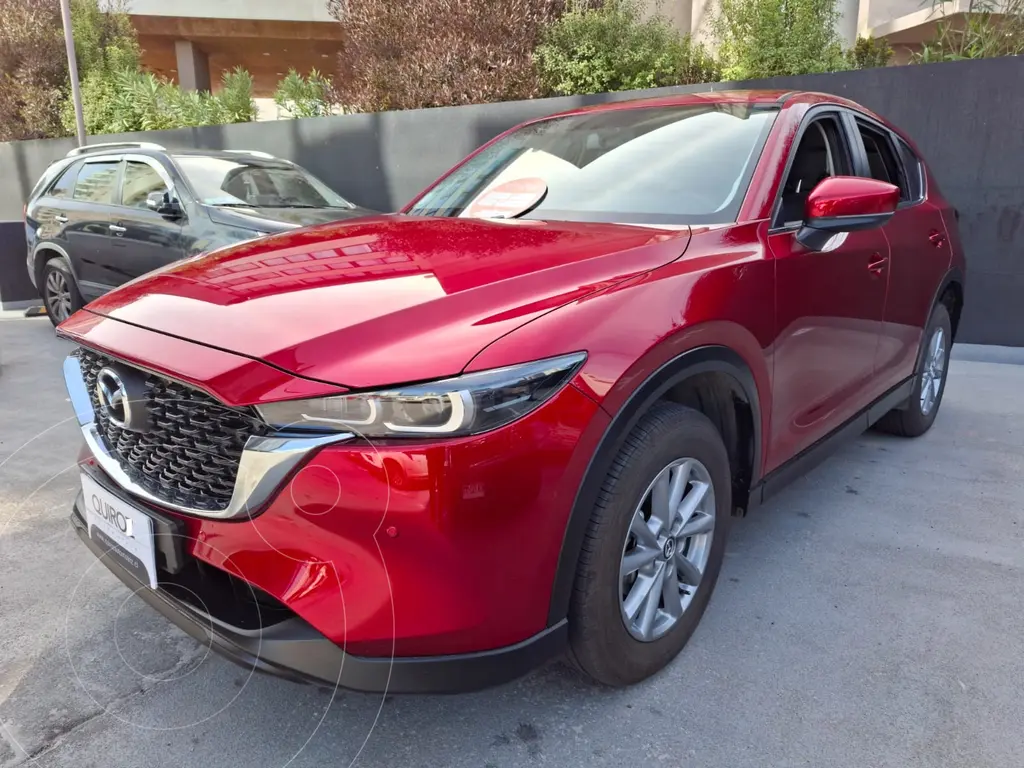 Mazda CX-5 2.0L Core Aut usado (2024) color Rojo precio $21.980.000