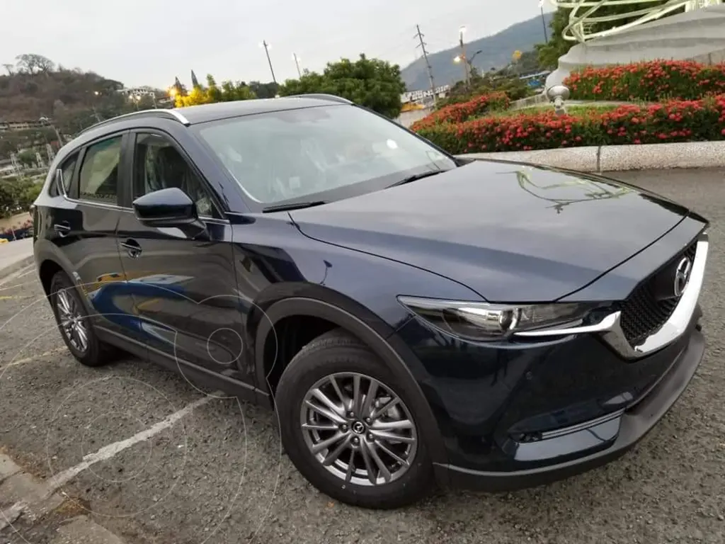 Mazda CX-5 2.0L Sport usado (2019) color Azul Cristal precio u$s23.700