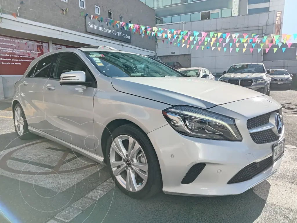 Mercedes Clase A Hatchback 200 CGI Sport Aut usado (2018) color ...
