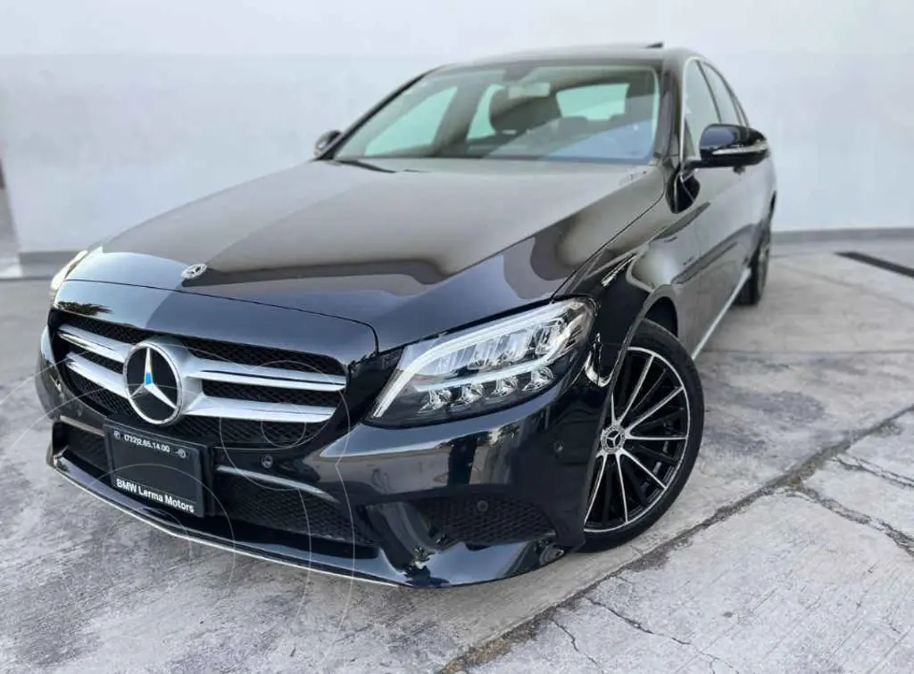 Mercedes Clase C Sedan 200 Sport usado (2020) color Negro precio $569,900
