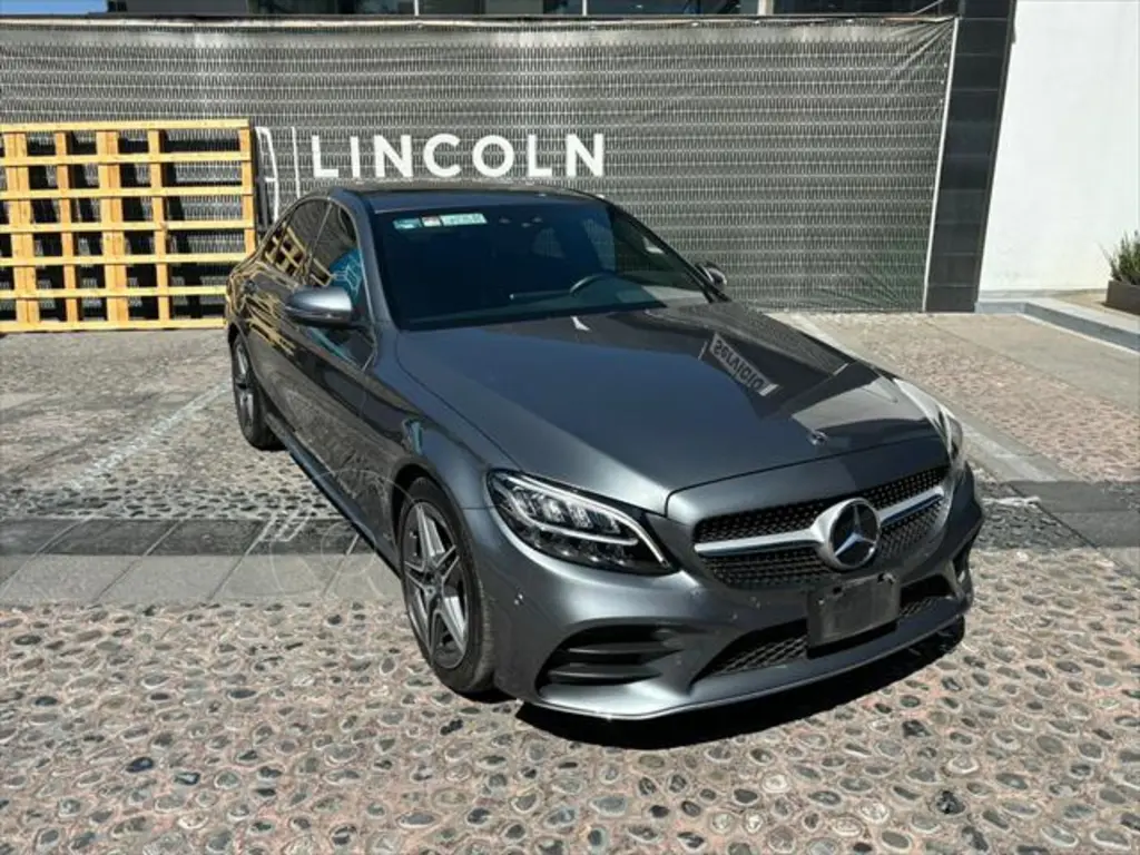 Mercedes Clase C Sedan 300 Sport Aut usado (2019) color Gris Oscuro ...