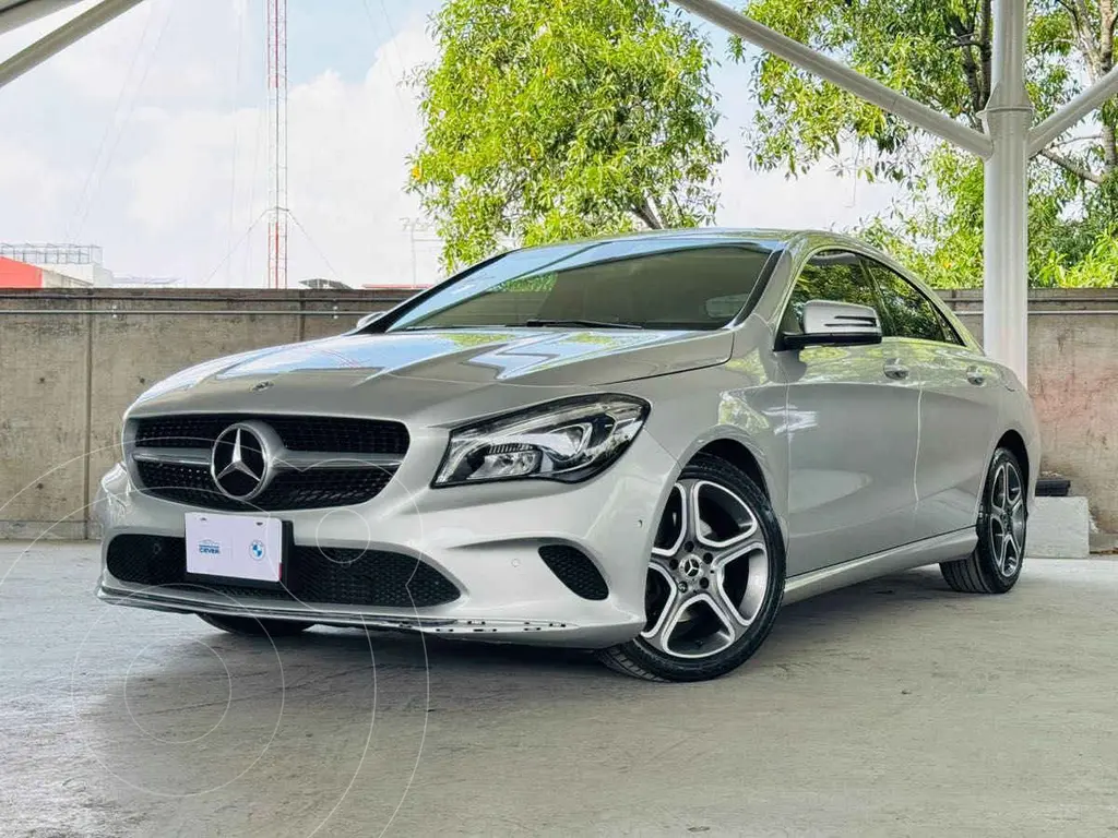 Mercedes Clase CLA 200 CGI Sport usado (2019) color Plata precio $399,000