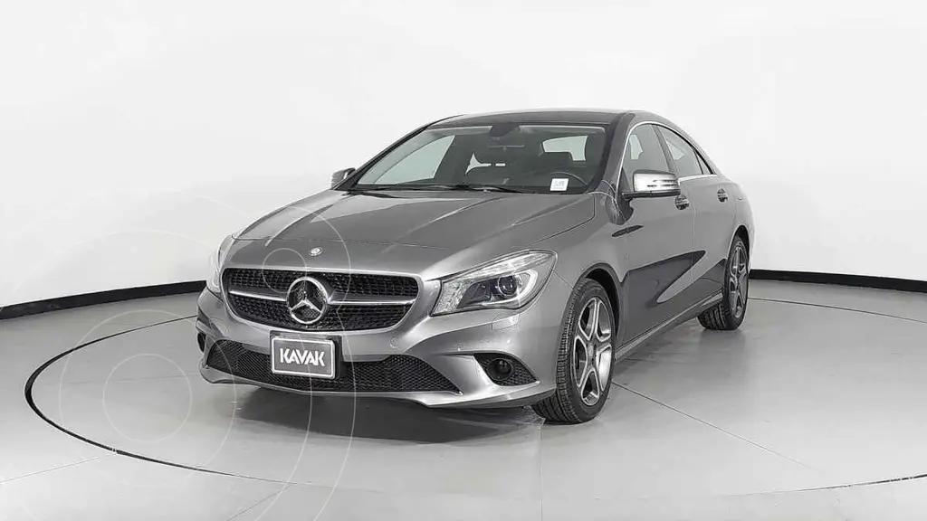 Mercedes Clase CLA 200 CGI Sport usado (2014) color Negro precio $325,999
