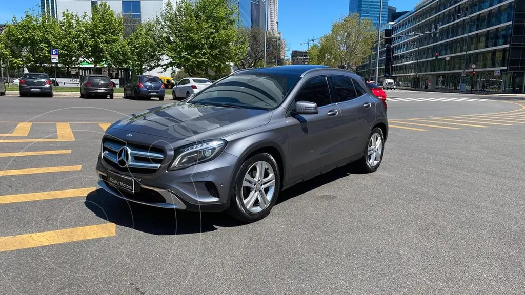 Mercedes Clase GLA GLA 200 4MATIC URBAN usado (2016) color Gris Oscuro ...