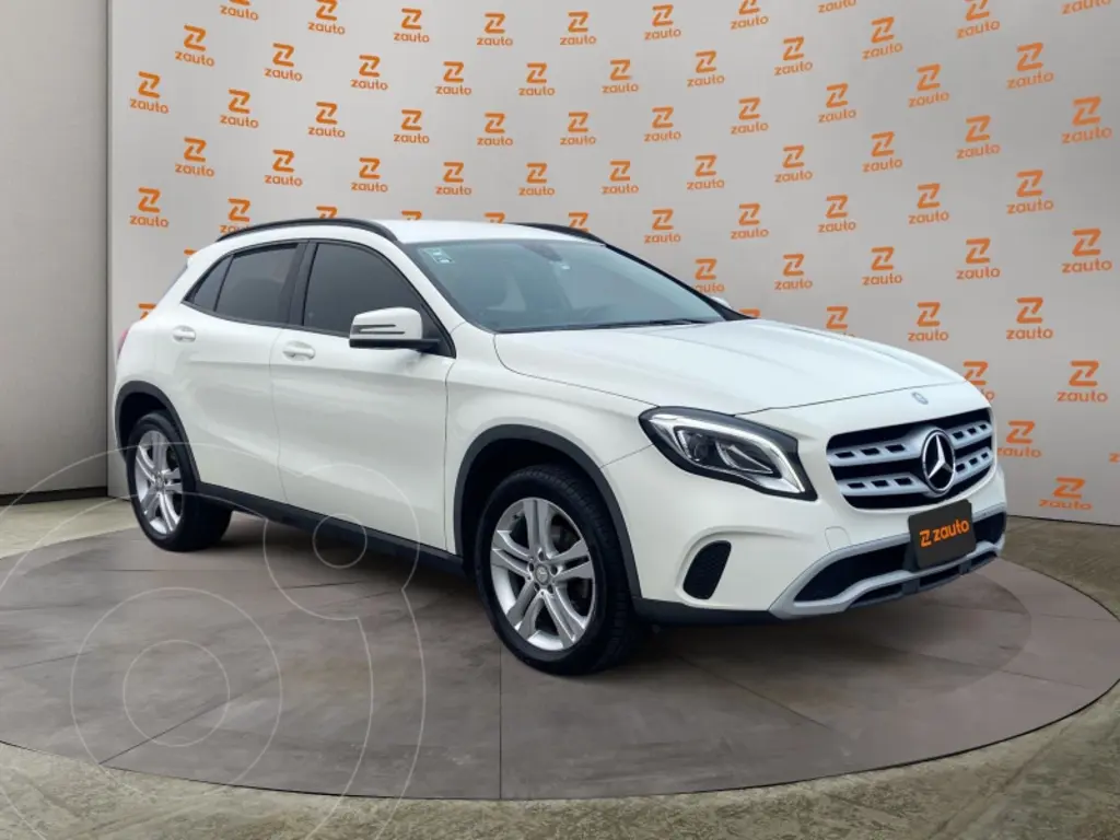 Mercedes Clase GLA GLA 180 CGI usado (2018) color Blanco Cirro precio ...