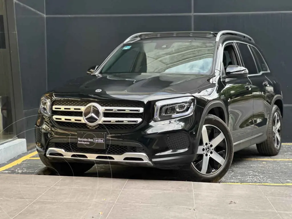 Mercedes Clase GLB 200 Progressive usado (2022) color Negro precio $785,000