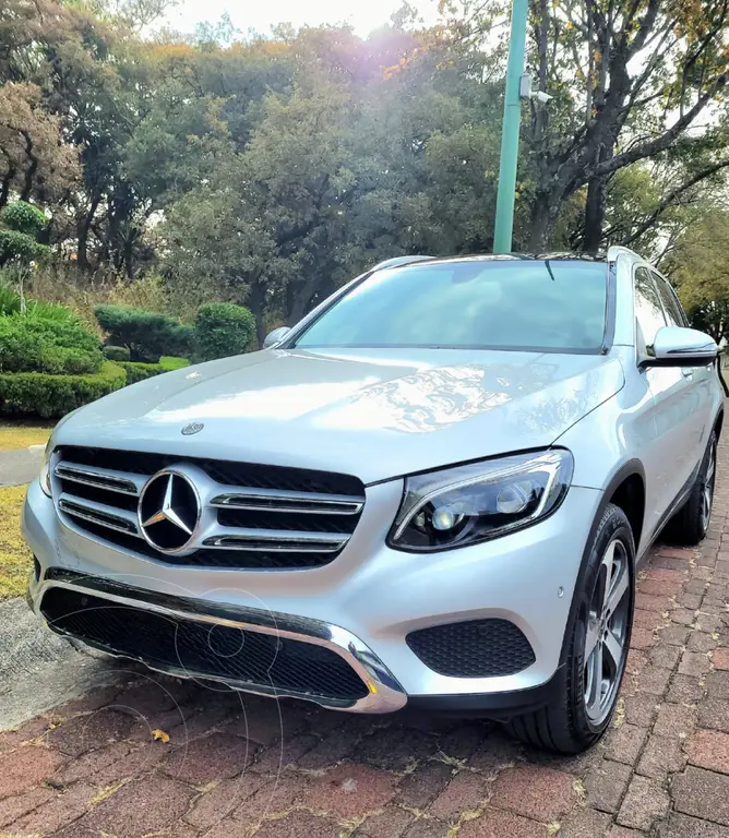 Mercedes Clase GLC 300 4MATIC Off Road usado (2019) color Plata precio ...